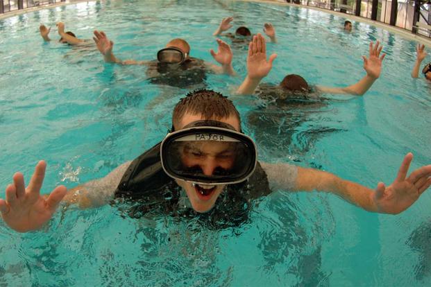 Treading Water Tips - Ask Stew | Military.com